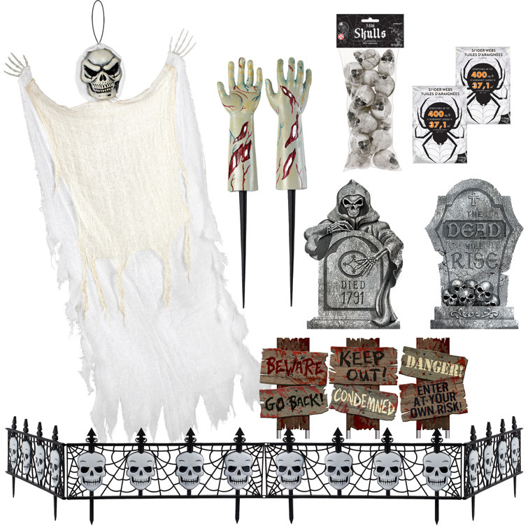 Amscan Spooky Outdoor Halloween Decorating Kit (29 pcs) | Wayfair