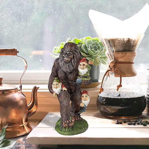 Trinx Gibora Yeti Statue Bigfoot and Gnomes Figurine Garden Statue ...
