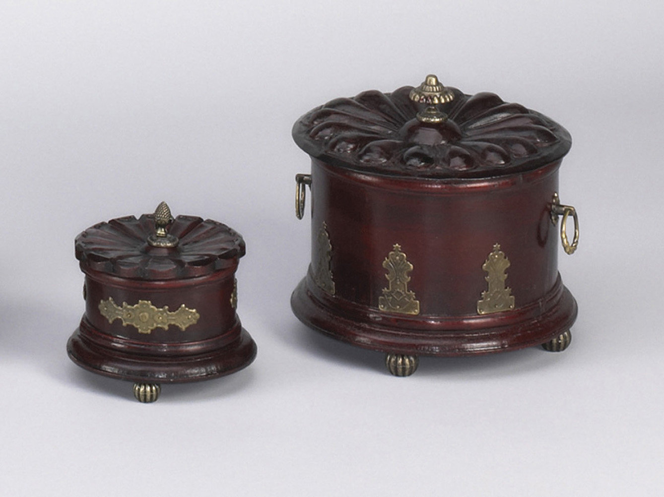 AA Importing 2 Piece Round Decorative Box Set & Reviews | Wayfair