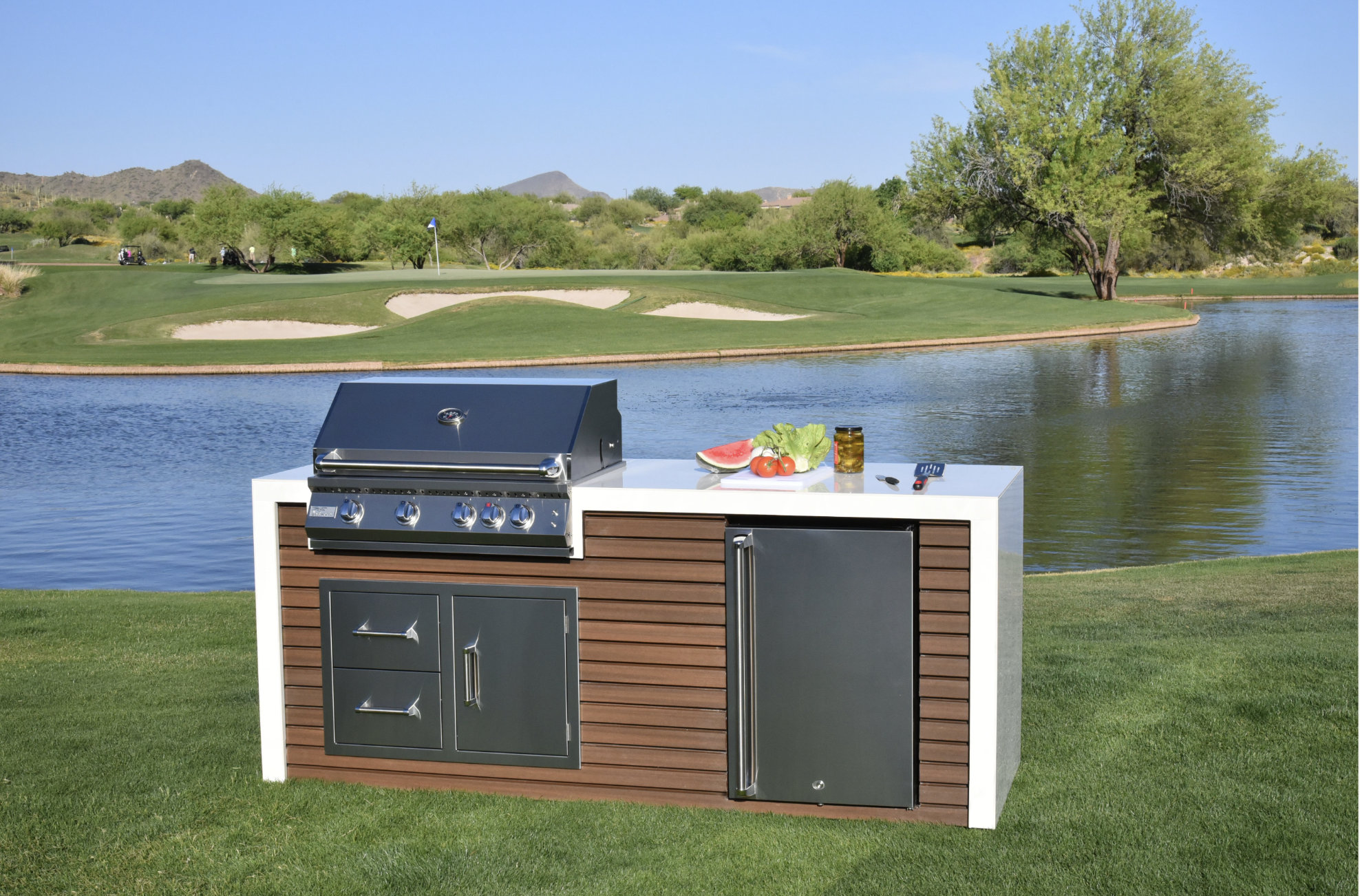 Kokomo Grills Professional 89.5" 4-Burner Propane/Natural Gas Modular ...