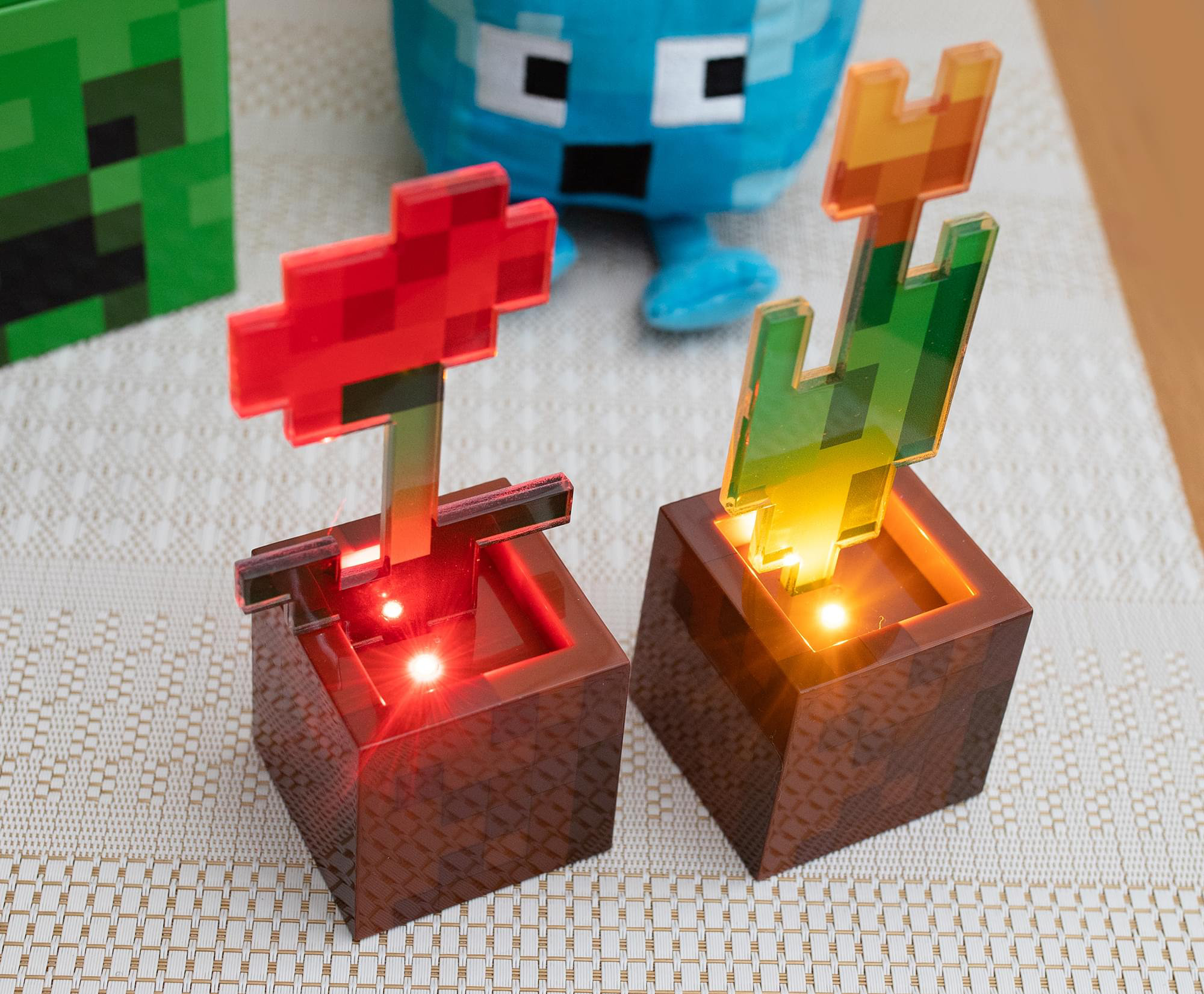 Ukonic Minecraft Orange Tulip And Poppy Flower Pot Mood Lights | Wayfair