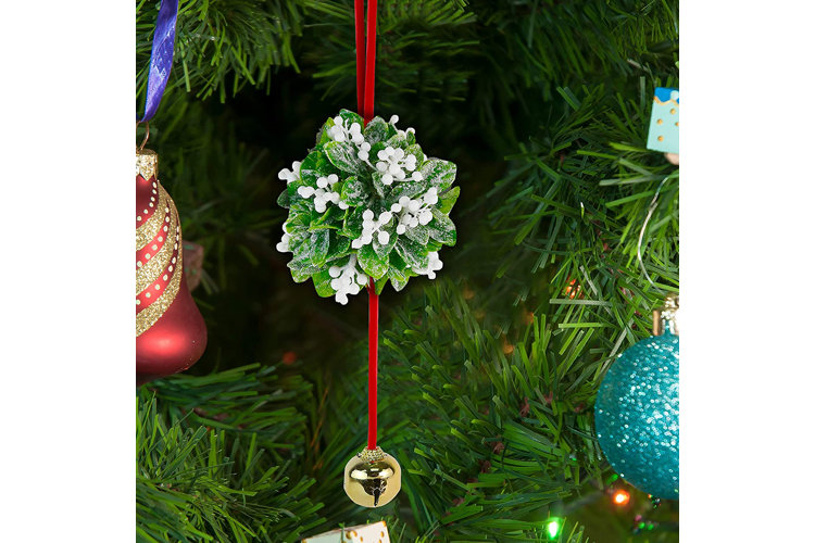 How to Hang Mistletoe | Wayfair