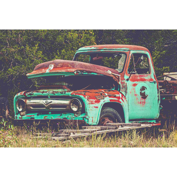 Williston Forge Rusty Broken Truck Photography - Wrapped Canvas Print ...