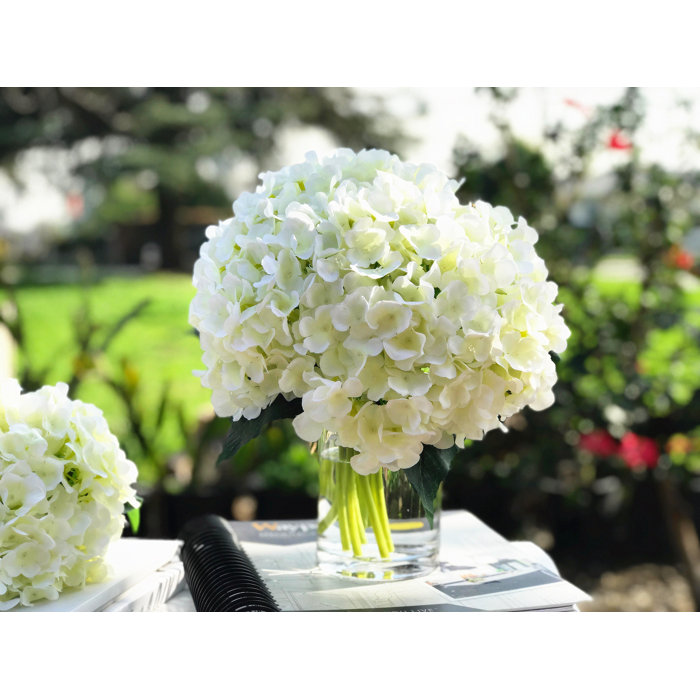 Highland Dunes Artificial Hydrangea Floral Arrangement in Vase ...