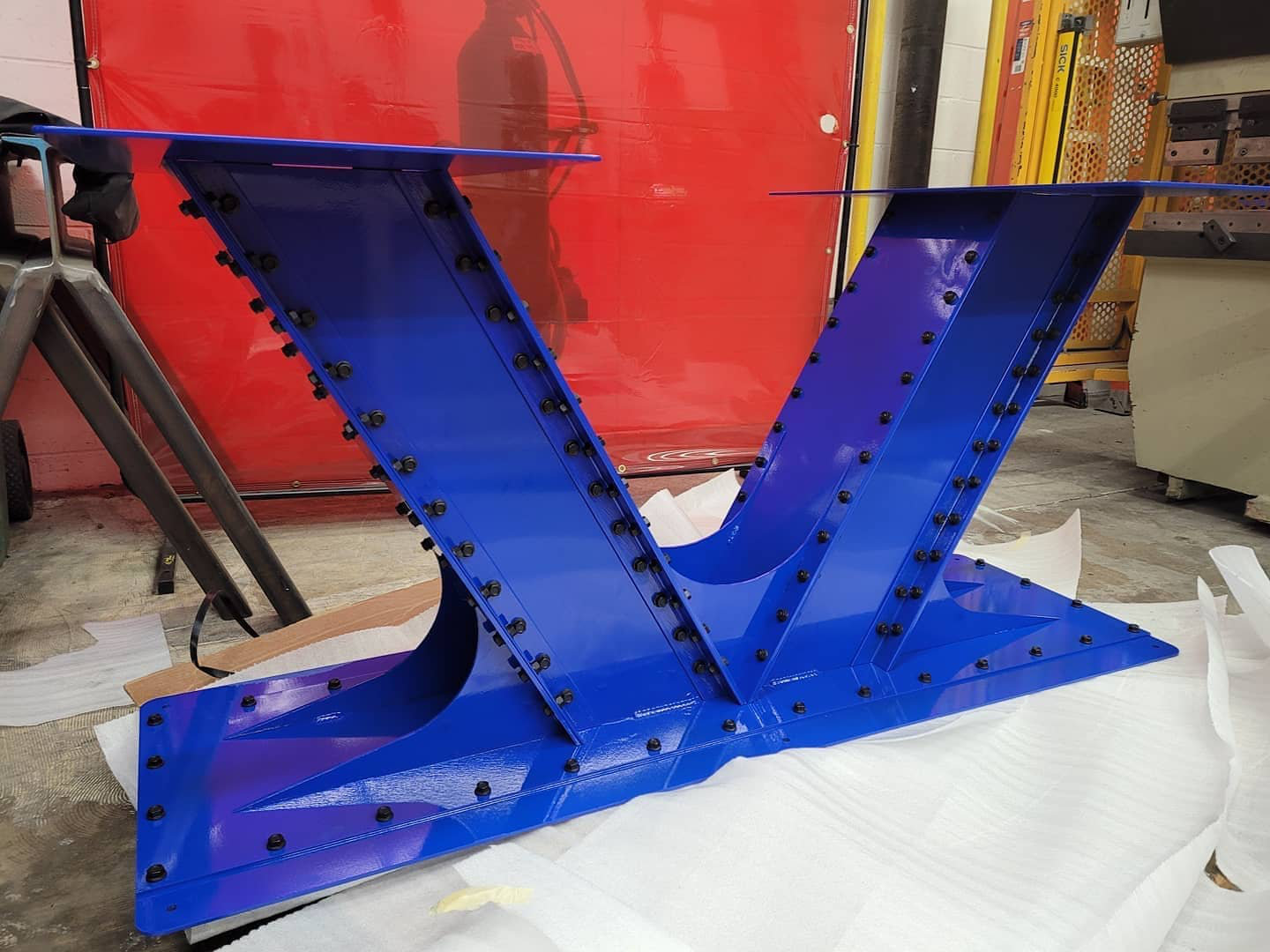 Hamlin Welding And Fabricating LLC Industrial V I Beam Table Base | Wayfair