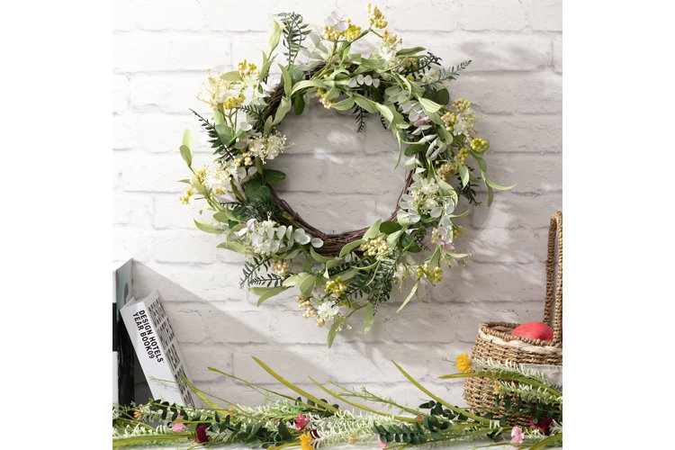 Fall Wreath Ideas to Spruce Up Your Home (With Photos!) | Wayfair