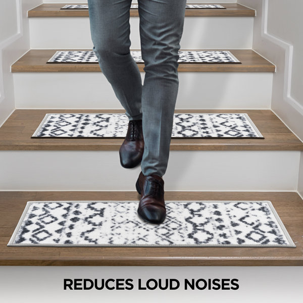 Dakota Fields Distressed Geometric Non-Slip Cream Stair Tread & Reviews ...