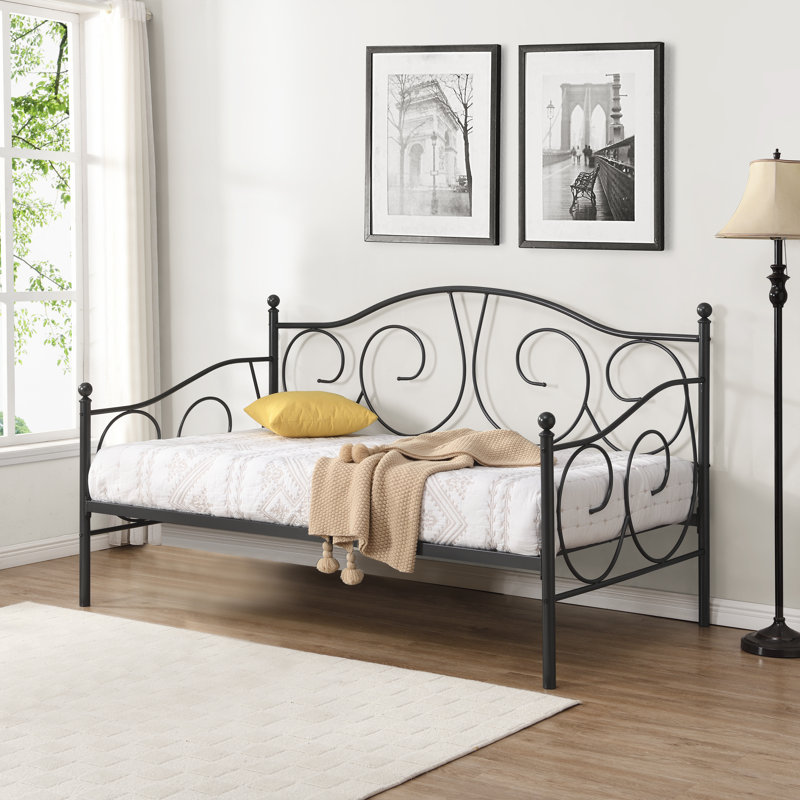 Alcott Hill® Lindquist Daybed & Reviews | Wayfair