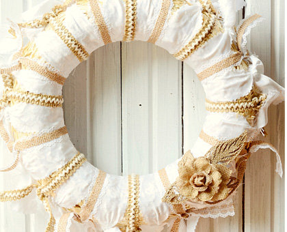 5 Ways to Upcycle a Tablecloth | Wayfair