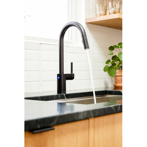 Moen Align MotionSense Wave Single Handle Pulldown Kitchen Faucet with ...