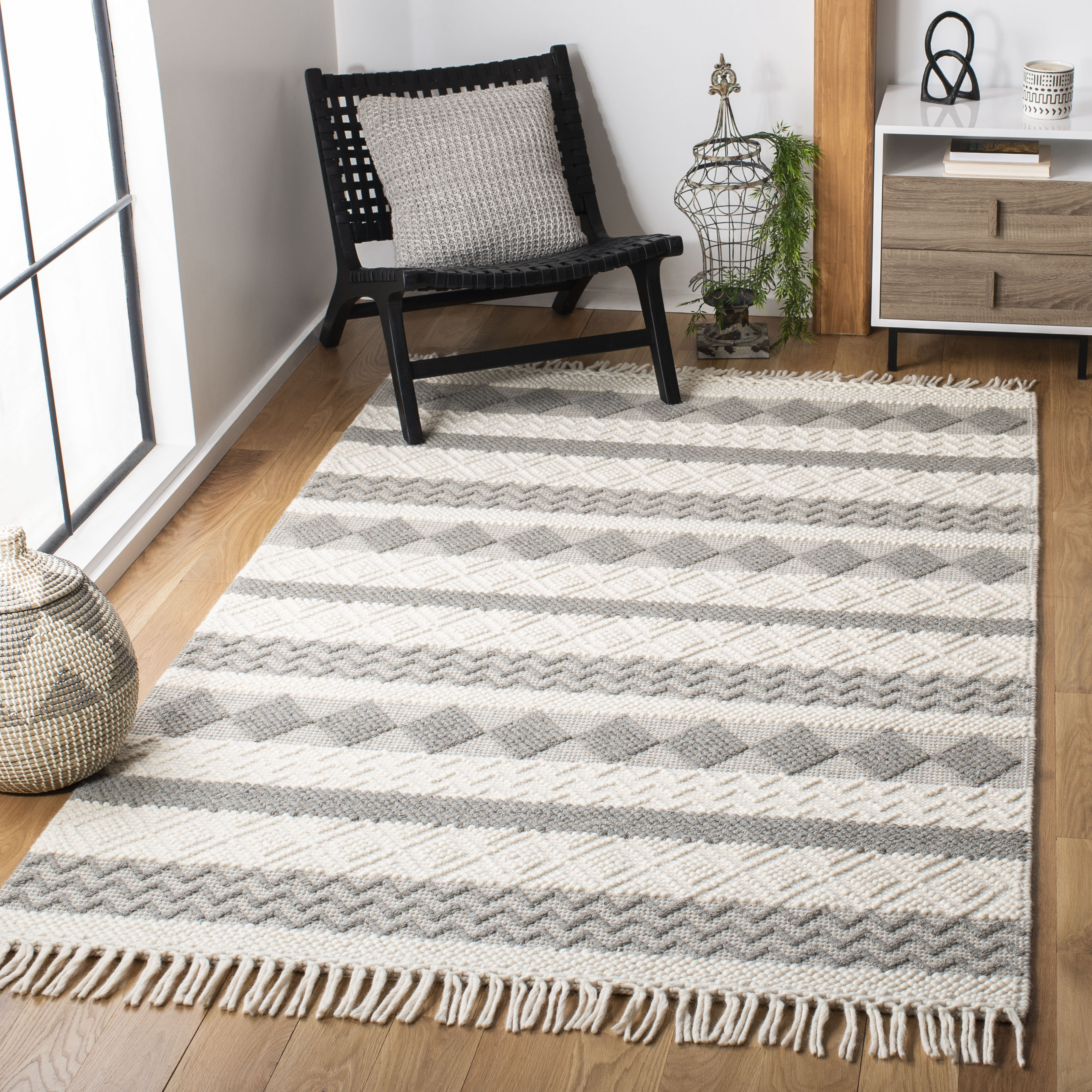 Union Rustic Paz Handmade Flatweave Wool Ivory/Gray Rug | Wayfair