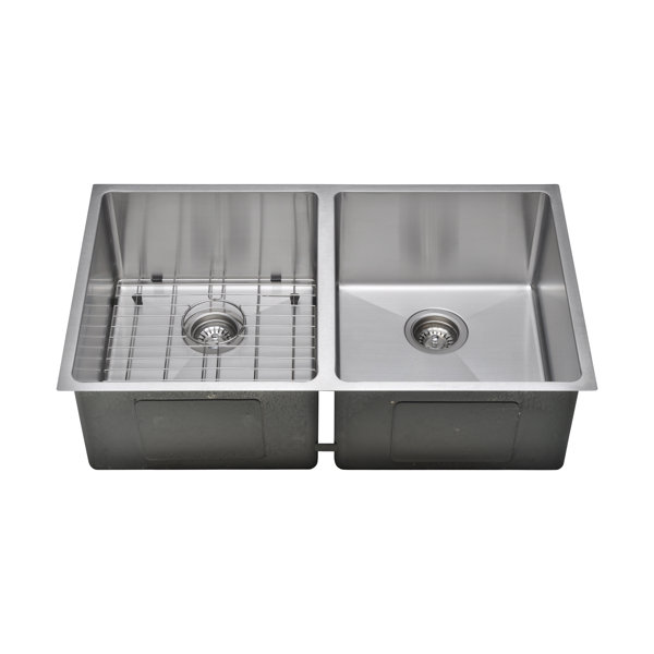 WELLS SINKWARE Chef's Series 33'' L Undermount Double Bowl Stainless ...