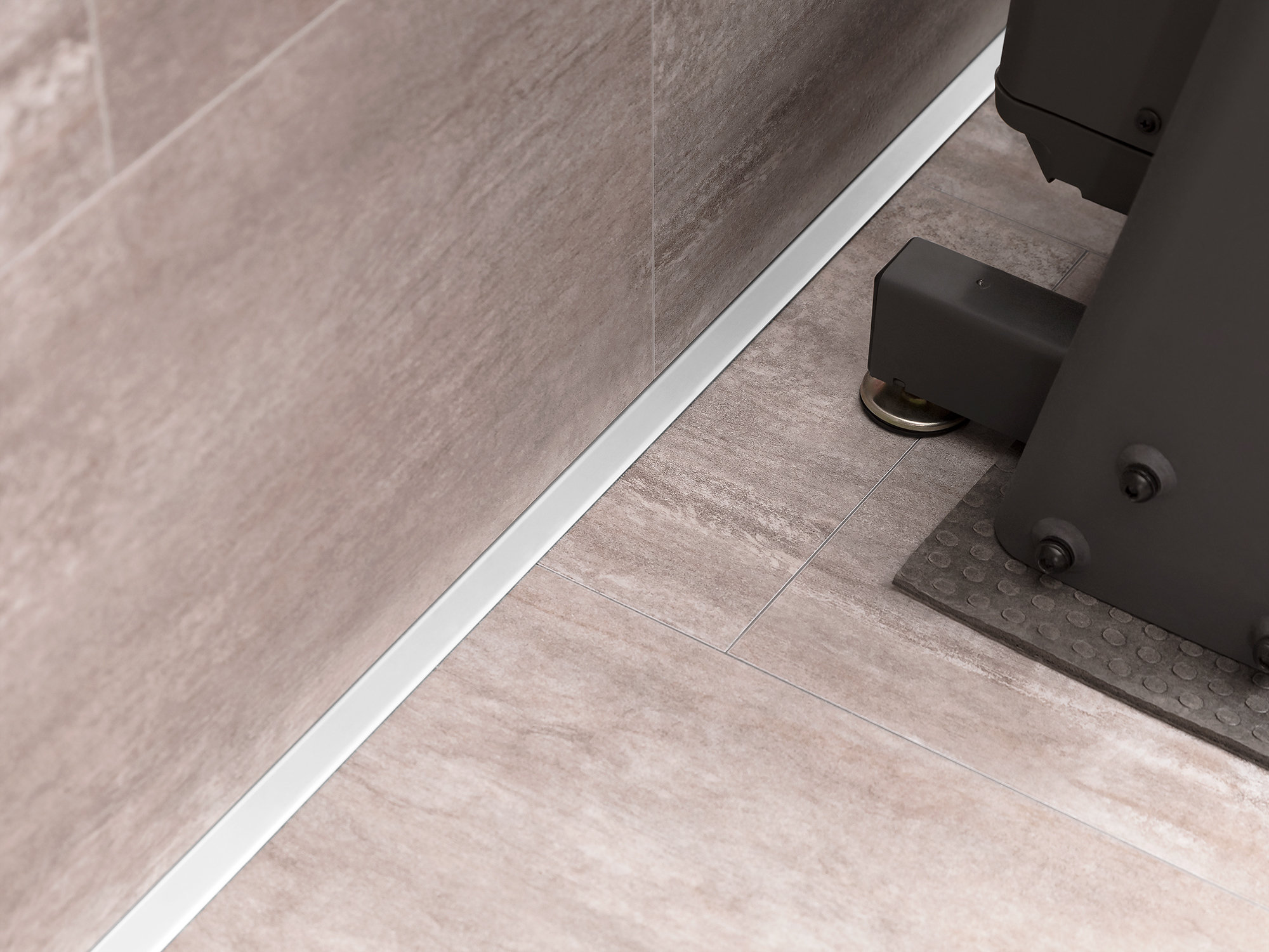 NewAge Products 1" W x 46" L x 0.43" H Metal End Caps in Anodized ...