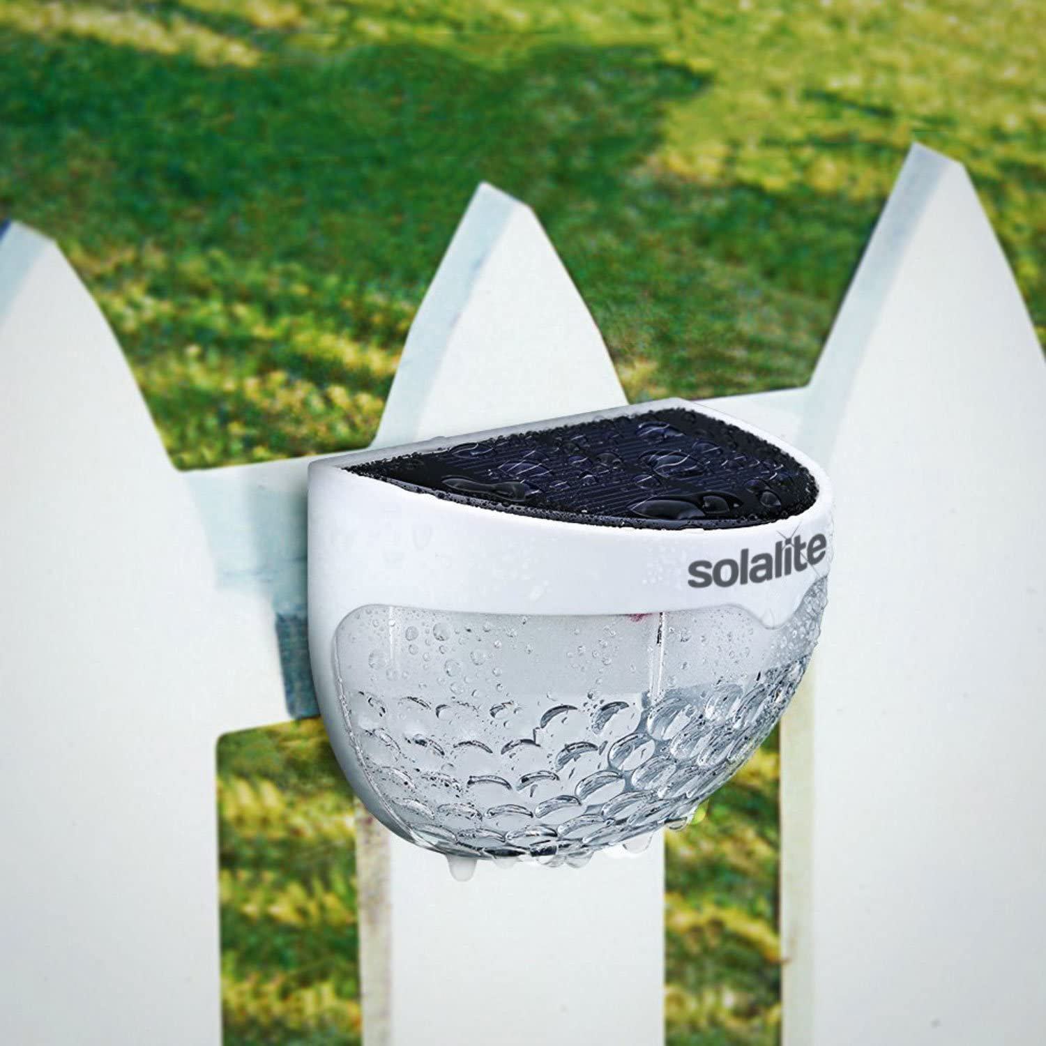 SmashingDealDirect 45Cm H Solar Powered Integrated LED Outdoor Bulkhead ...