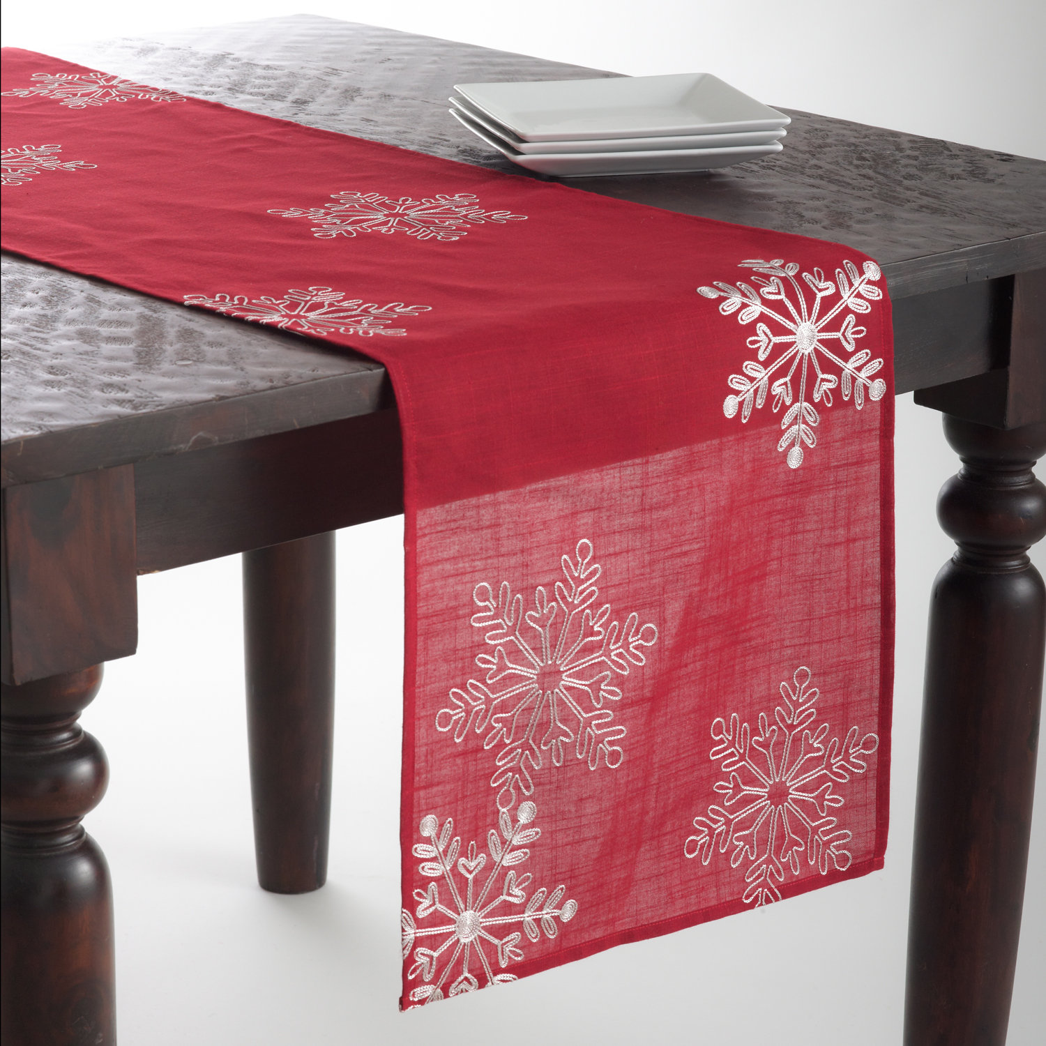 The Holiday Aisle® Rectangular Christmas Polyester Table Runner ...