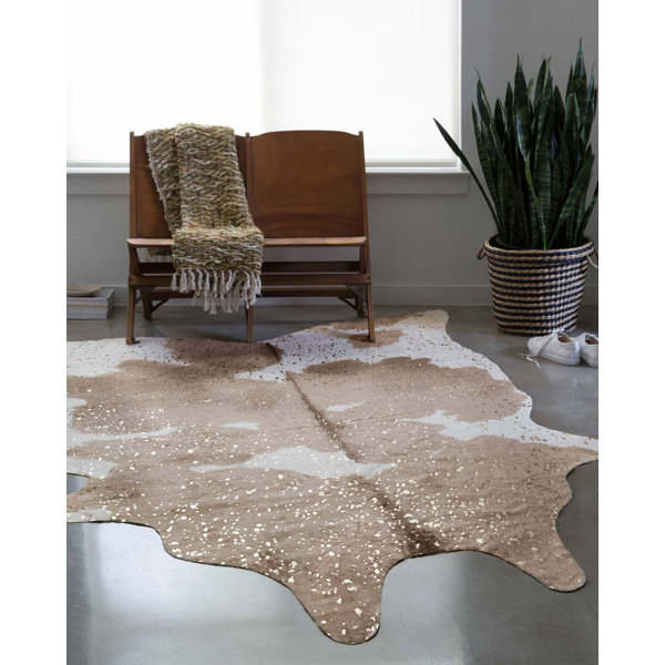 Union Rustic Eckenrode Performance Taupe/Champagne Rug | Wayfair