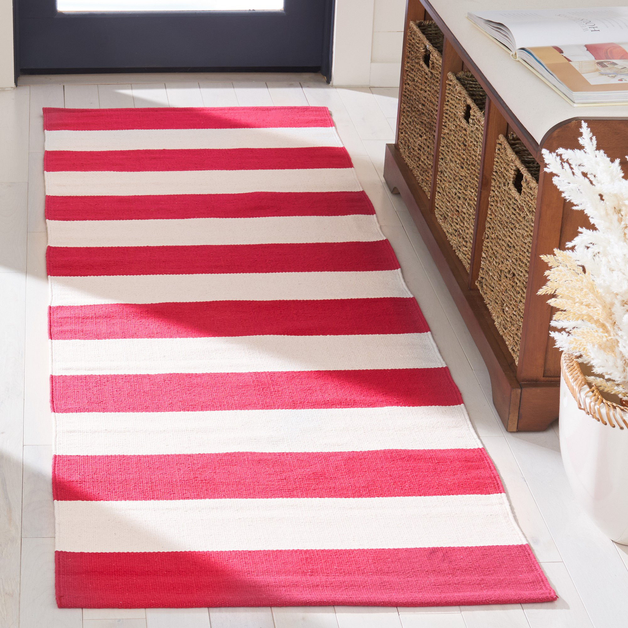 Beachcrest Home Brookvale Handmade Flatweave Cotton Red/White Rug ...