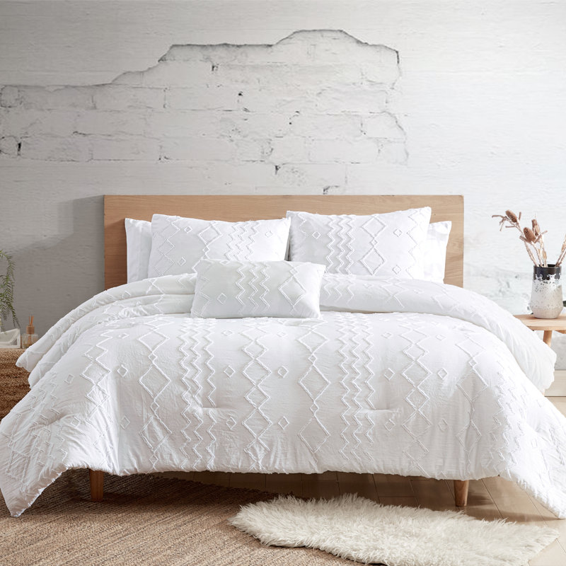 Modern Threads Sateen Comforter & Reviews | Wayfair