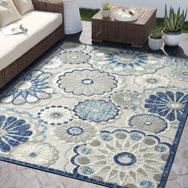 Bungalow Rose Inso Contemporary Gray Floral Area Rug & Reviews | Wayfair