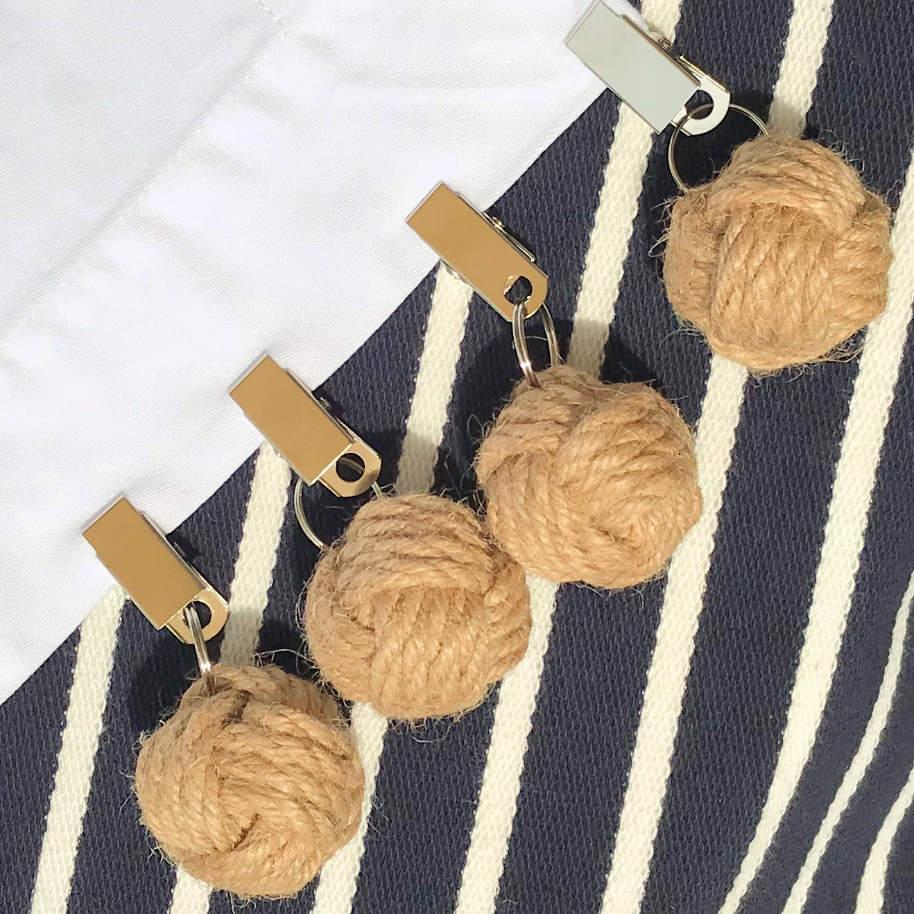 Breakwater Bay Coastal Knots Tablecloth Weights | Wayfair