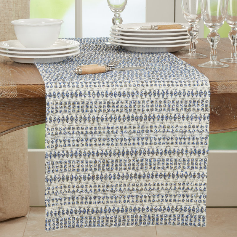 Saro Rectangle Geometric Table Runner & Reviews | Wayfair