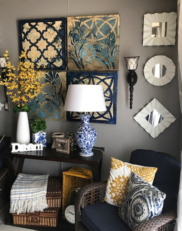 Eclectic Living Room Design Photo by RG InStyle Staging & Design, LLC ...