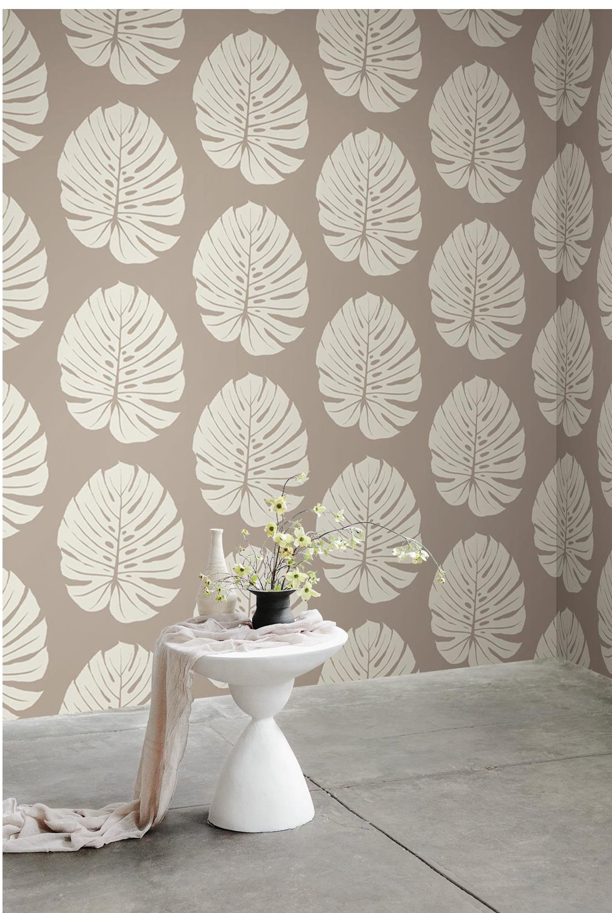 York Wallcoverings Aviva Stanoff Signature Floral Wallpaper | Wayfair