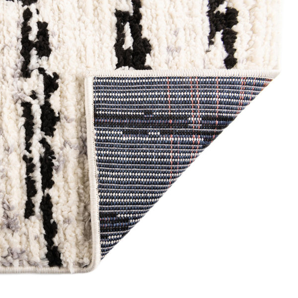 Steelside™ Tharon Performance Black/White Rug & Reviews | Wayfair