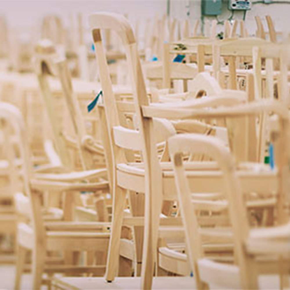 Fairfield Chair Belmont Round Dining Table & Reviews | Perigold