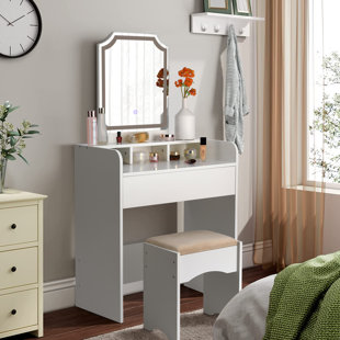 Wayfair | Makeup Tables and Vanities