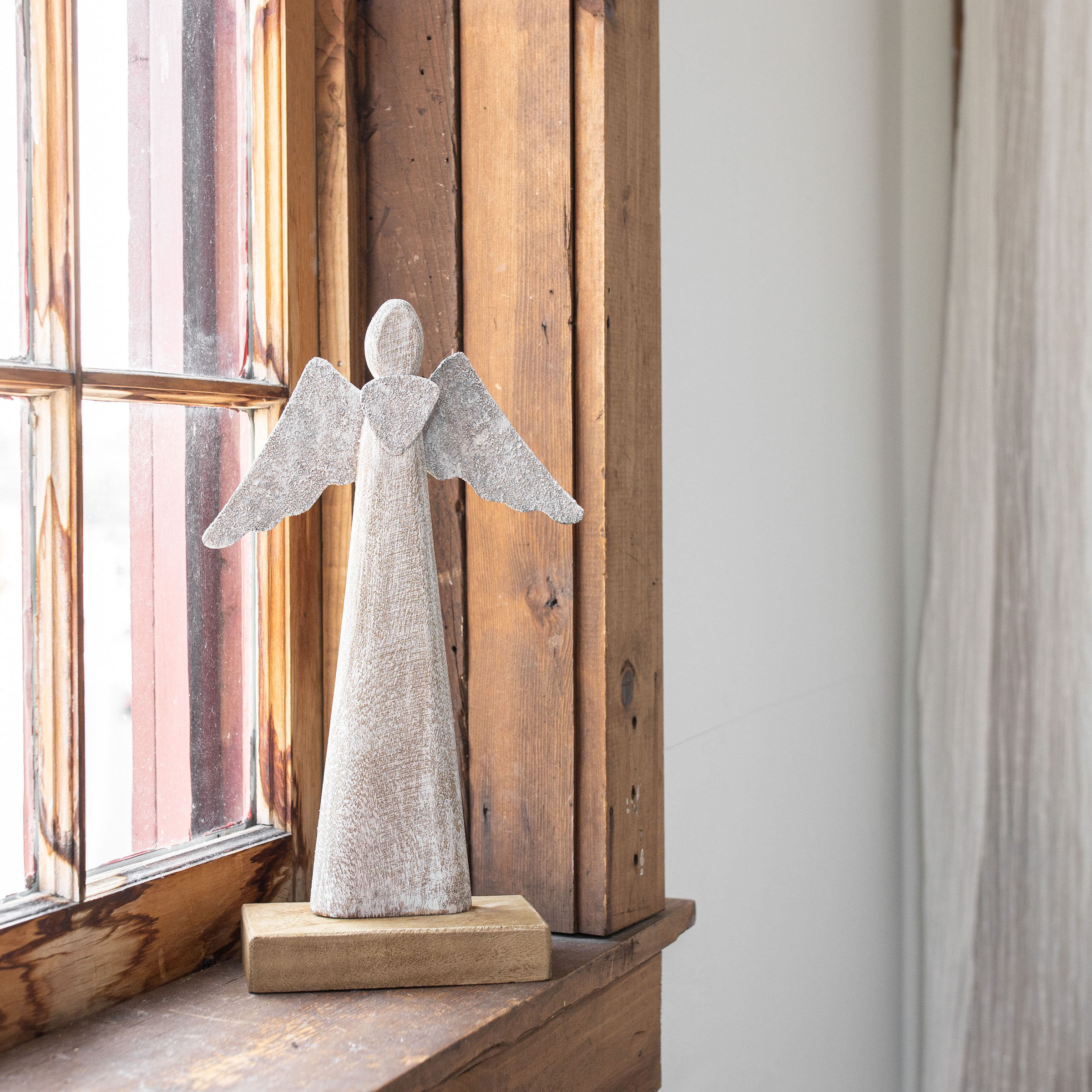 Foreside Home & Garden Angel Decorative Figure White Wood & Metal | Wayfair