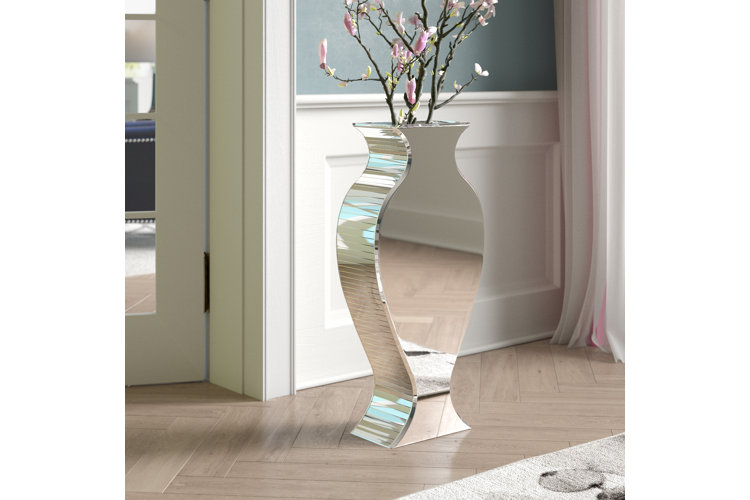 How to Decorate With Mirrors: 28 Mirror Decor Ideas to Reflect On | Wayfair