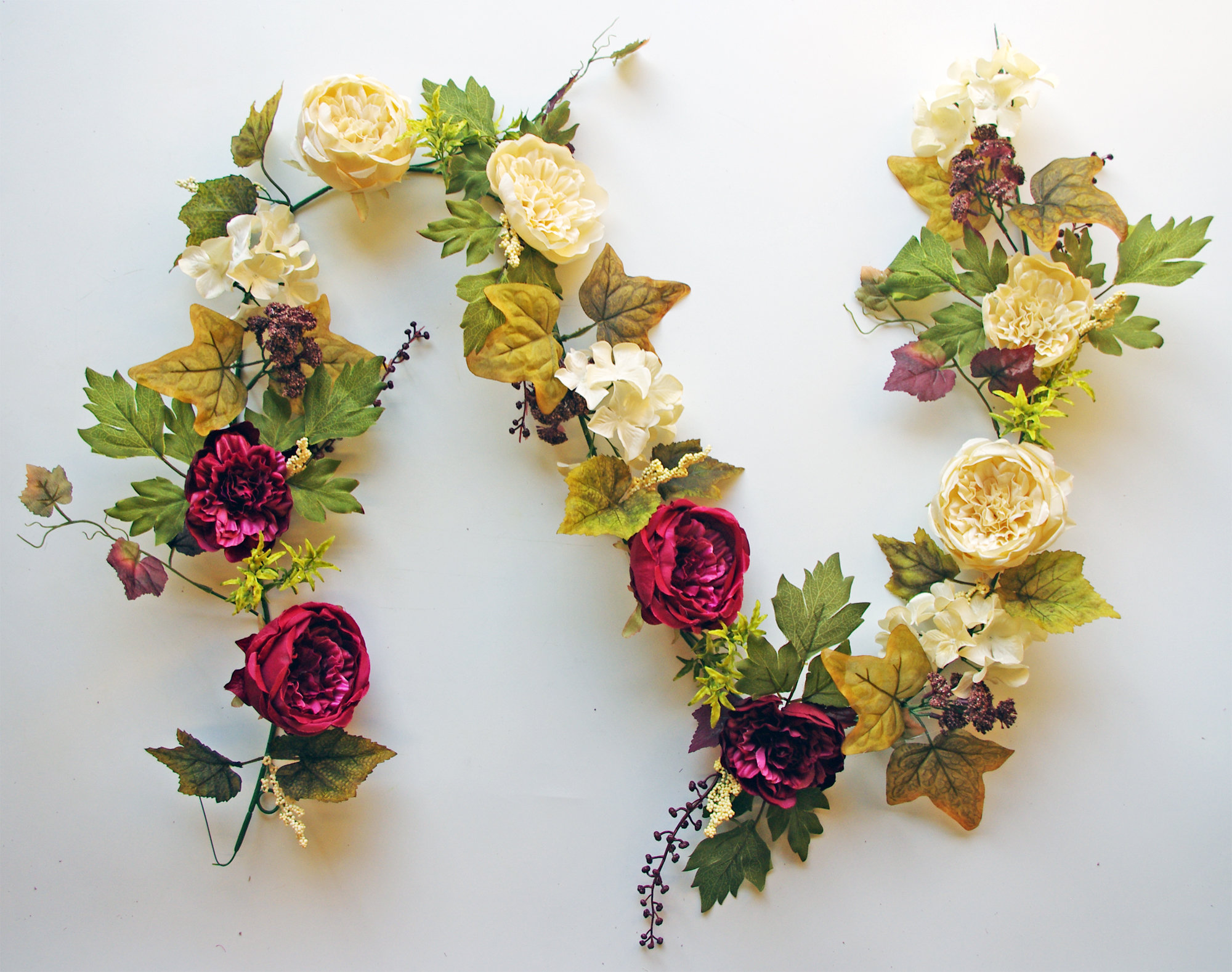 Gracie Oaks 72'' in. Faux Garland & Reviews | Wayfair