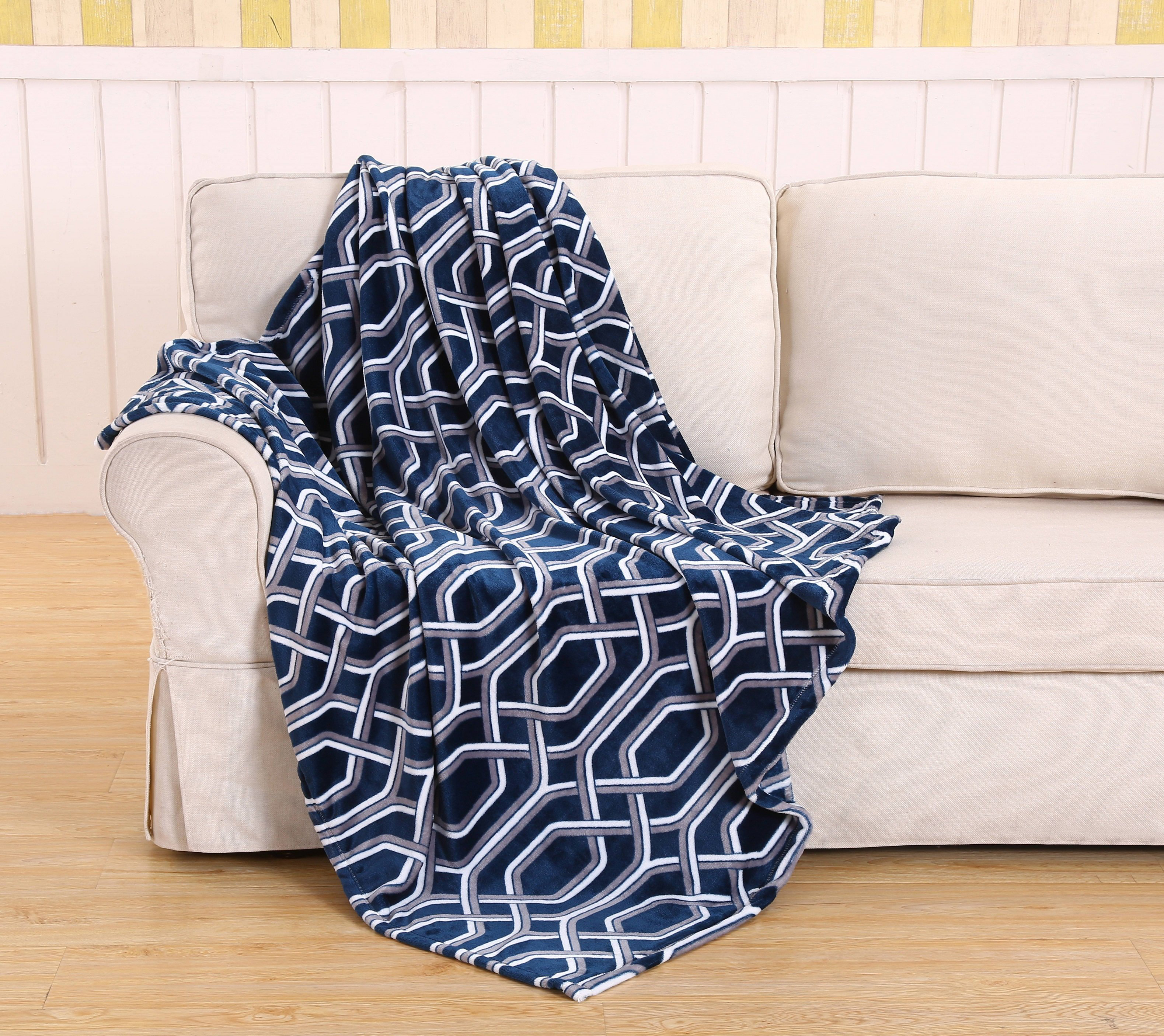 Williston Forge Natasha Elegance Chain Link Blanket | Wayfair