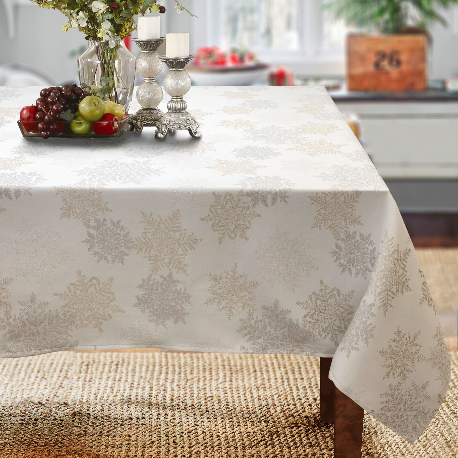 The Holiday Aisle® Deda Rectangular Damask New Year's Tablecloth | Wayfair