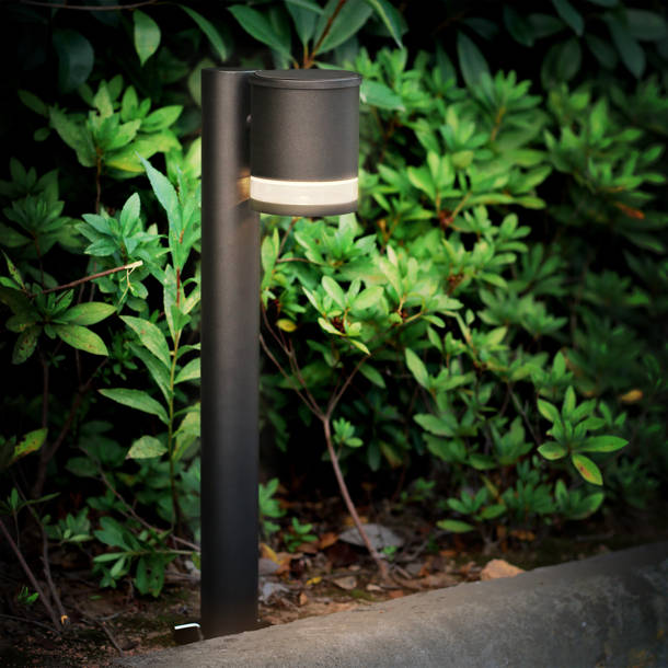 Feit Electric 2000 Lumen 28-Watt LED Dusk to Dawn Outdoor Security ...