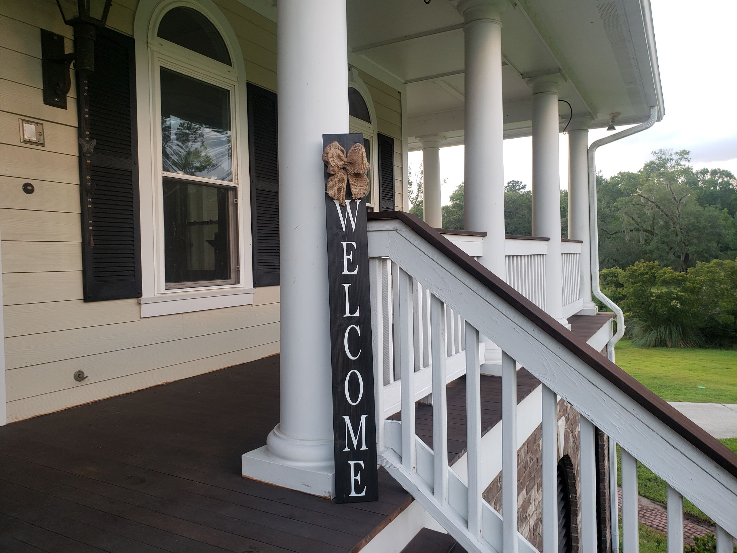 Gracie Oaks Sherwinn Welcome Stain Signs and Plaques & Reviews | Wayfair