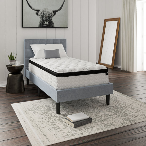 Signature Design by Ashley Chime 12'' Ultra Plush Mattress & Reviews ...
