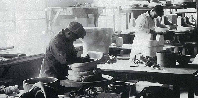 TOTO Libella™ Electronic Touchless Sensor Wall Mounted Bathroom Faucet ...