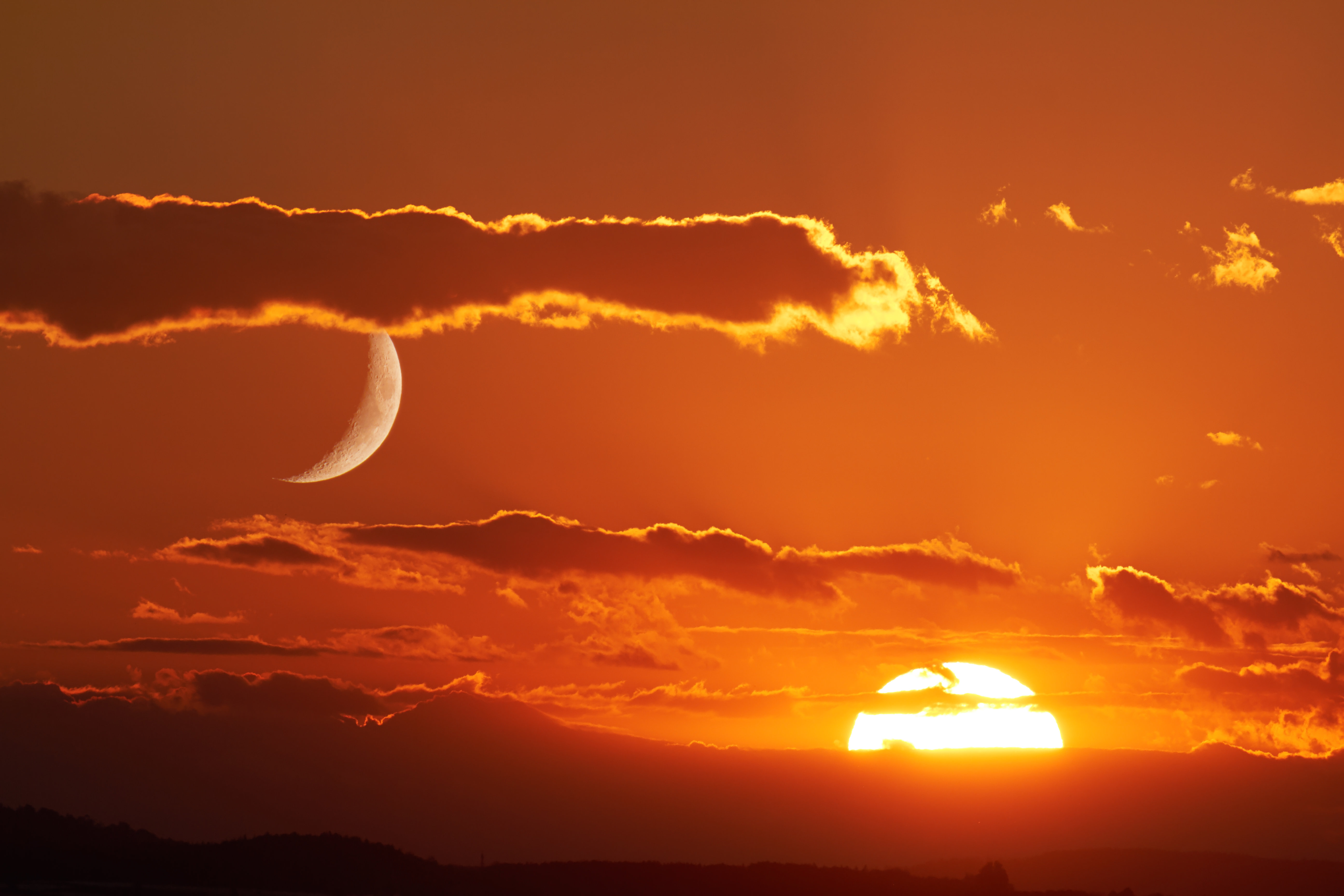 Ebern Designs Sun And Moon by Foto-Ruhrgebiet - Wrapped Canvas Print ...