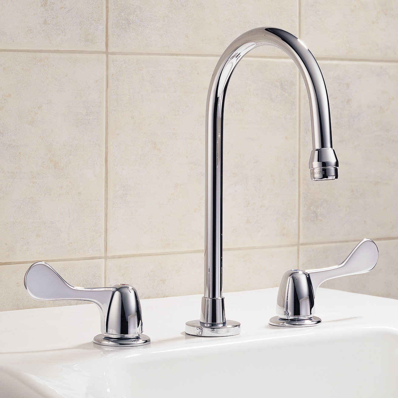 Delta Other Core Widespread Faucet 2-handle Bathroom Faucet with Drain ...