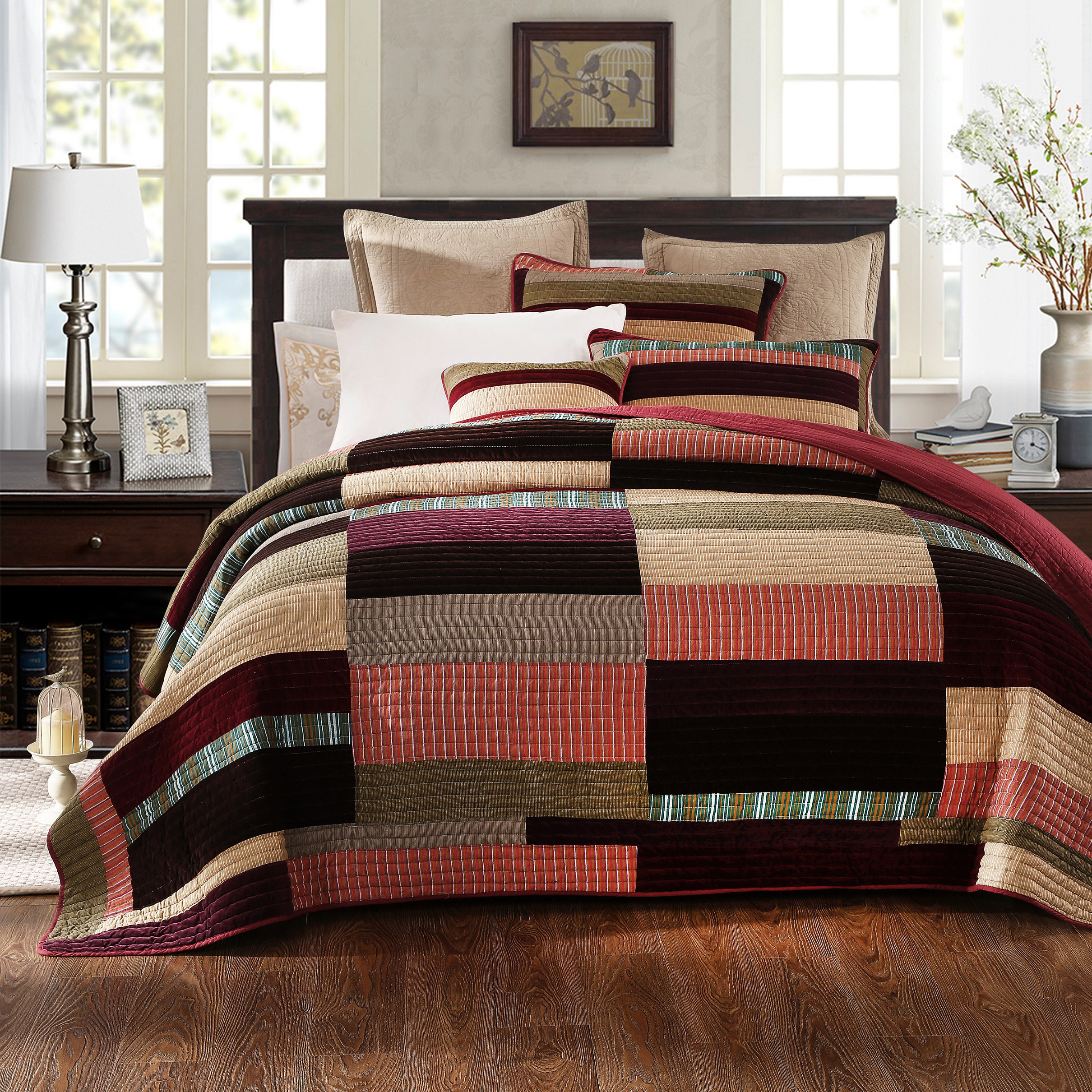 DaDa Bedding Red Reversible Farmhouse / Country Quilt Set & Reviews ...