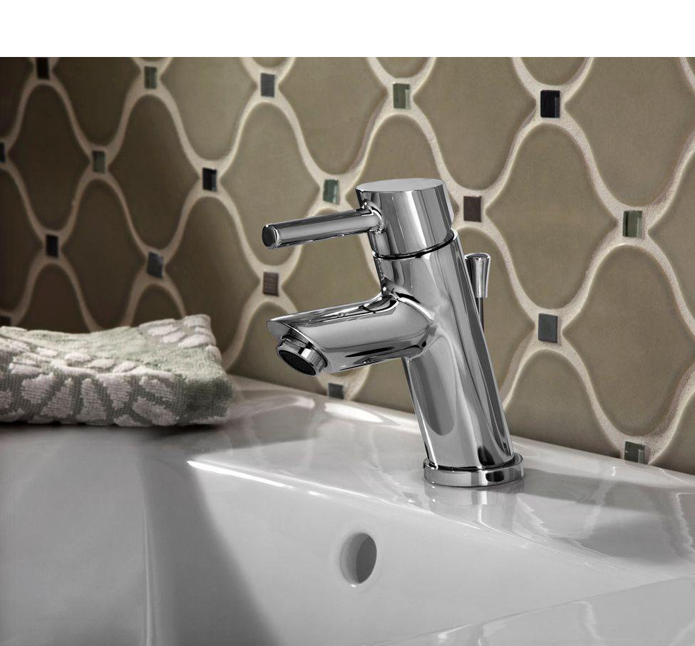 American Standard Serin Petite Single Hole Bathroom Faucet with Drain ...