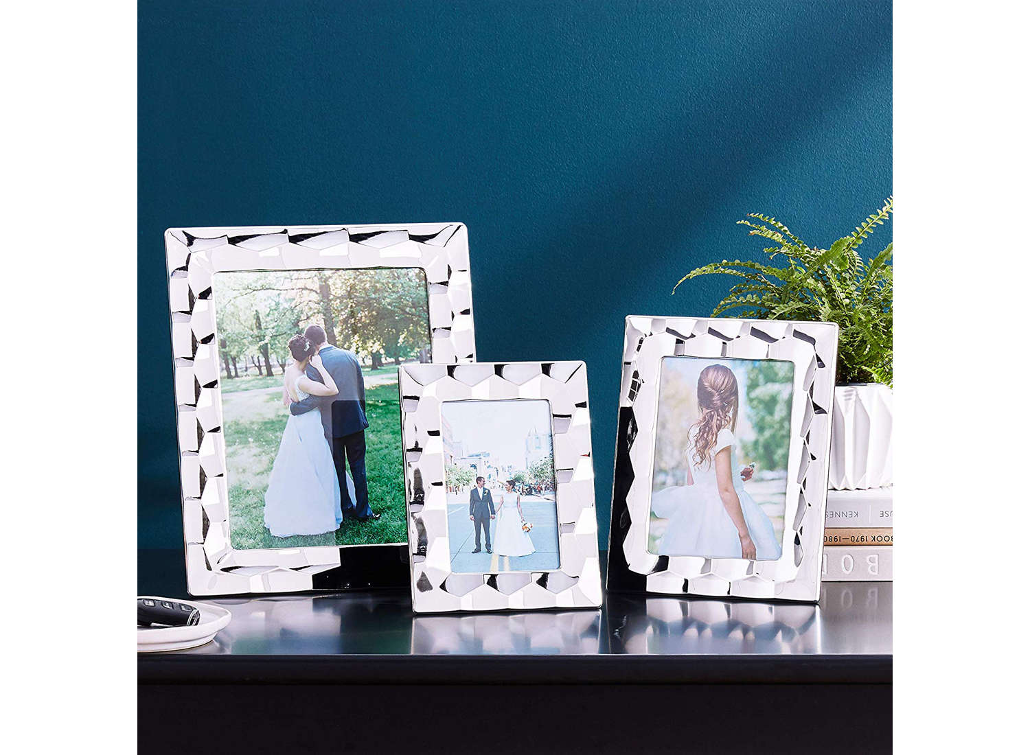 A Guide to Standard Picture Frame Sizes | Wayfair