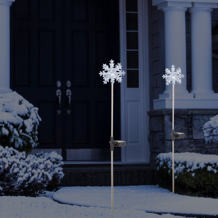 Mercury Row® Snowflake Garden Stake & Reviews | Wayfair