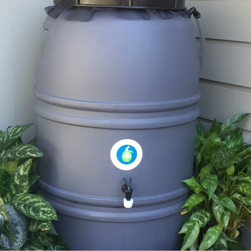 GreatAmericanRainBarrel Plastic Drainable Dual Overflow Rain Barrel ...