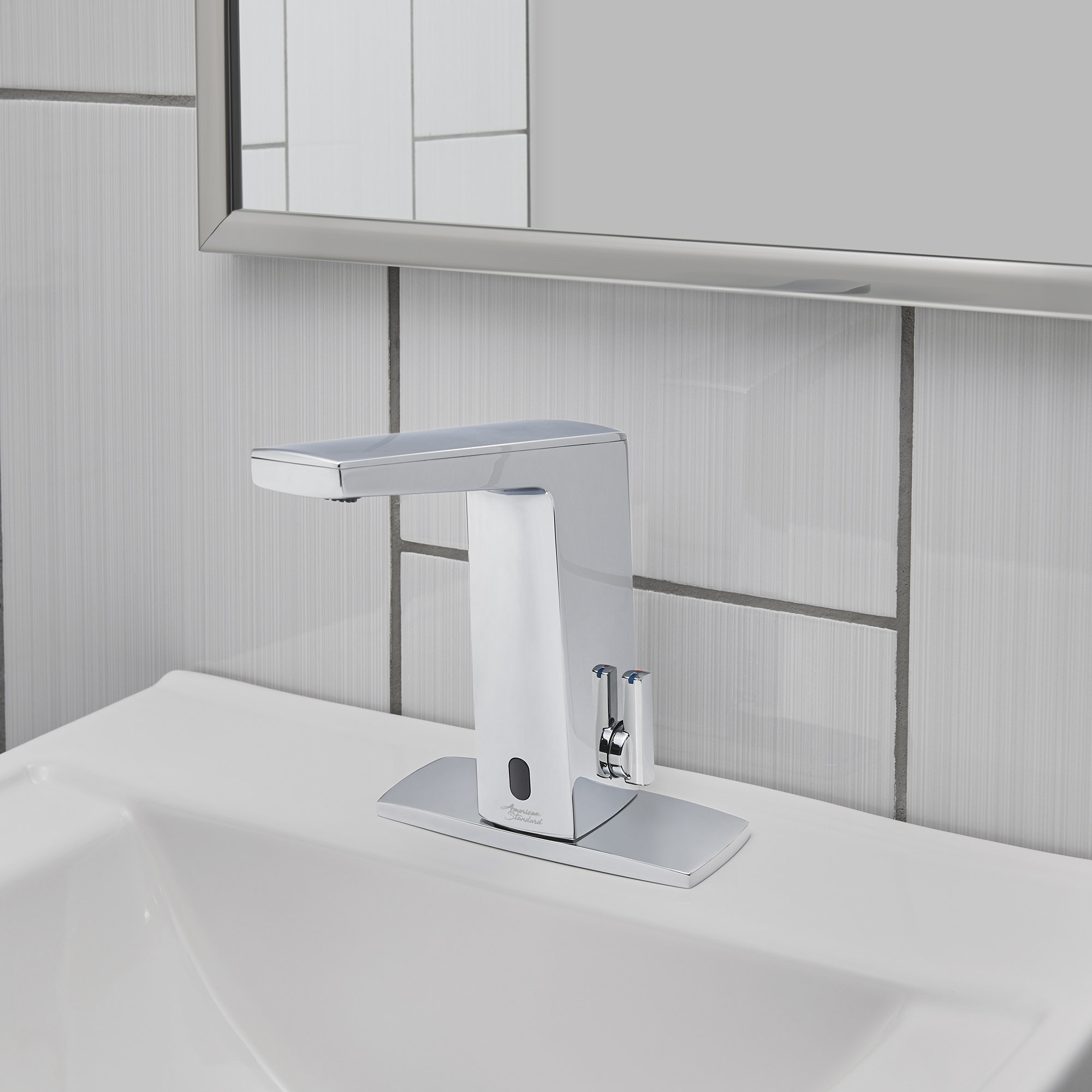 American Standard Paradigm Single Hole Bathroom Faucet and Above-Deck ...