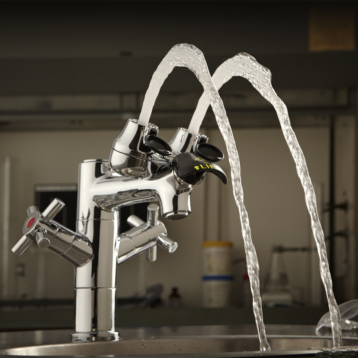 Speakman EyeSaver Single Post Laboratory Faucet with 4" Wrist Blade ...