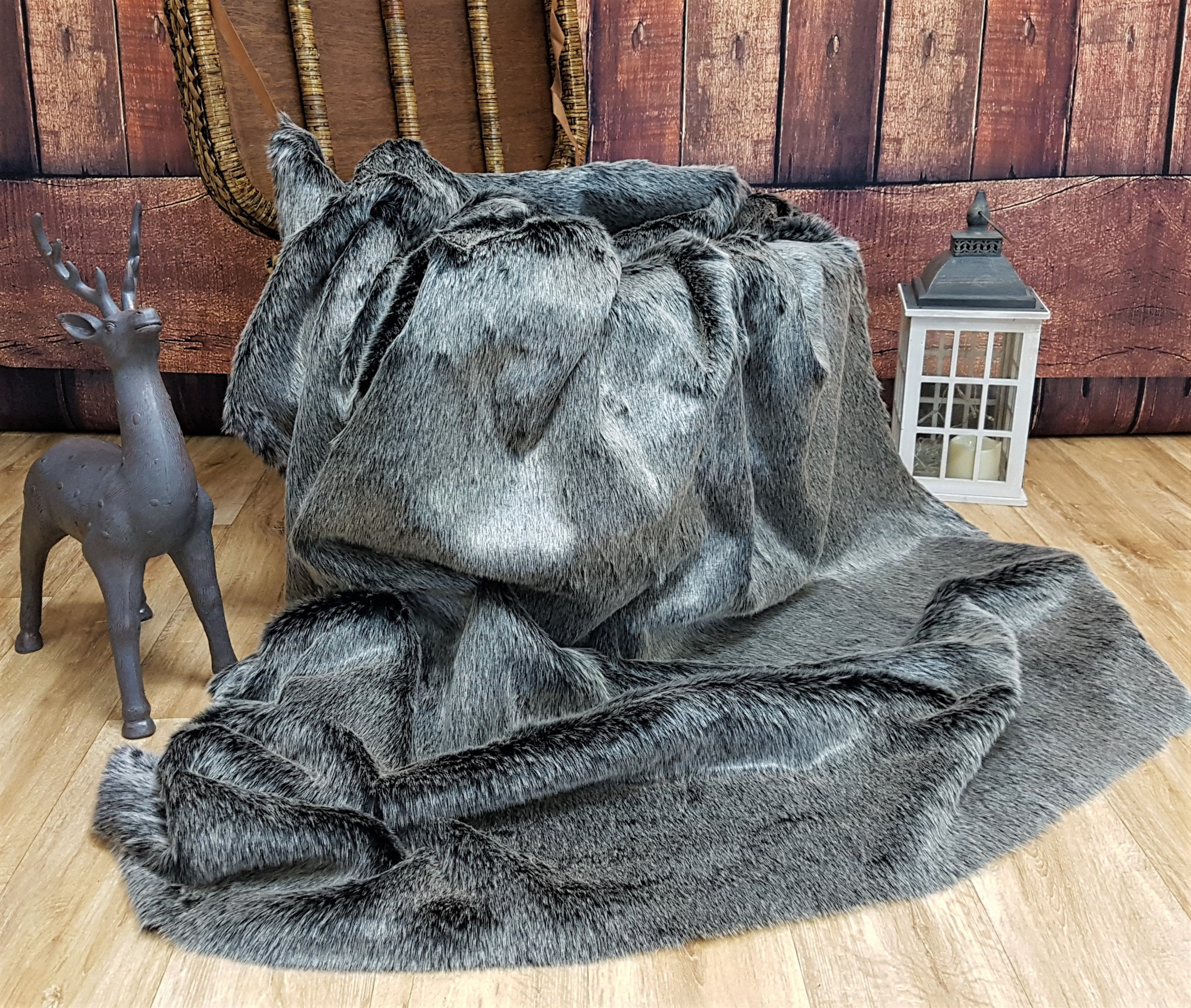 Union Rustic Abequa Arctic Wolf with Cuddle Soft Velboa Blanket ...