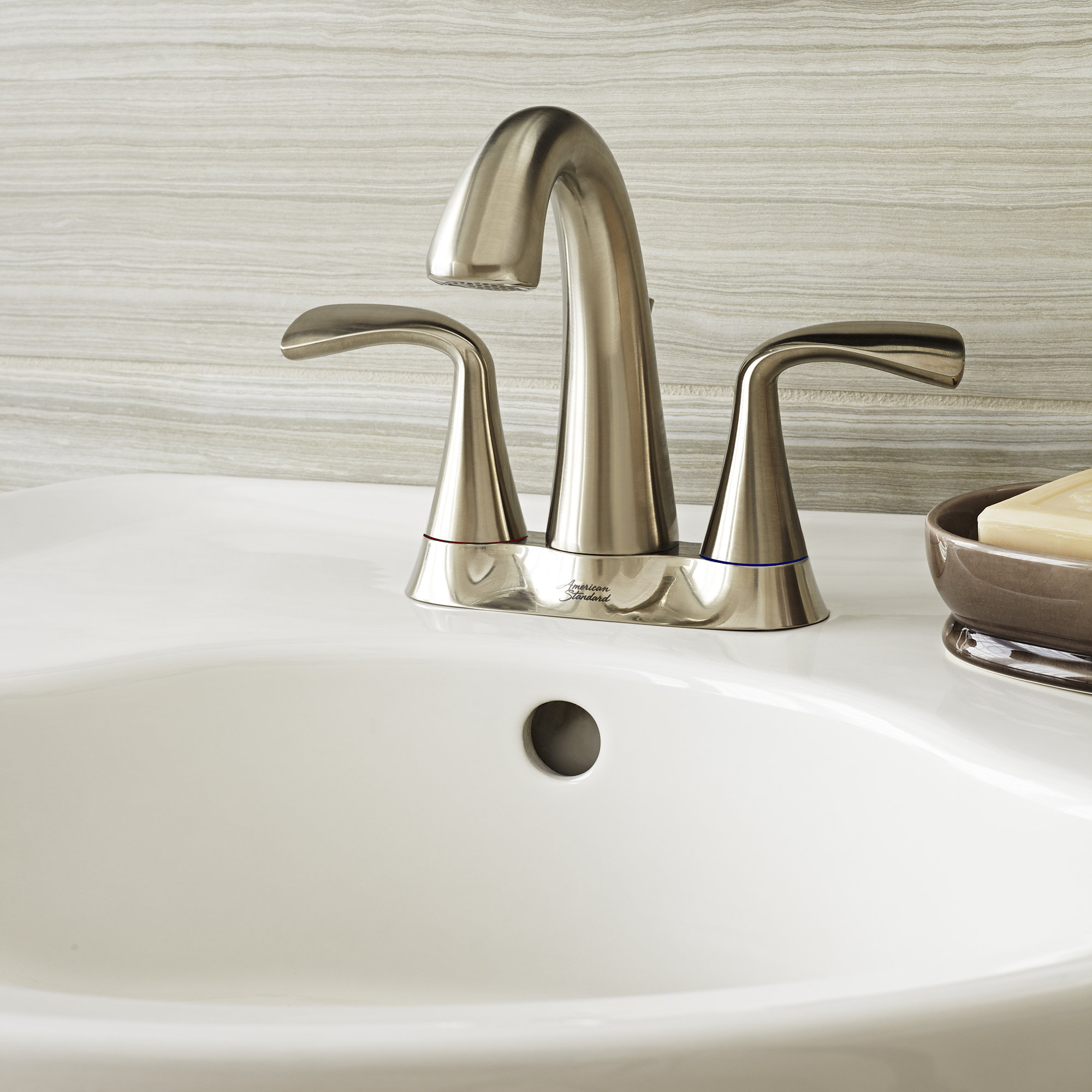 American Standard Fluent Centerset Faucet Bathroom Faucet with Drain ...